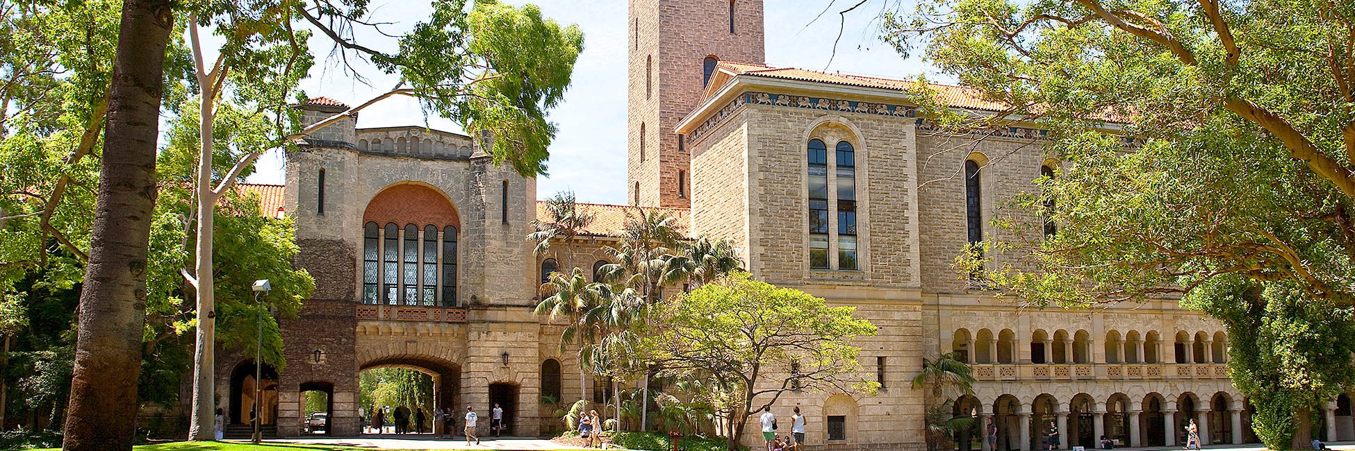 UPN "Veteran" Jawa Timur Participates in East Java-West Australia ...